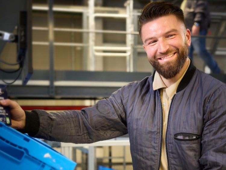 Colruyt Group uses new logistics system in Ollignies | Colruyt Group